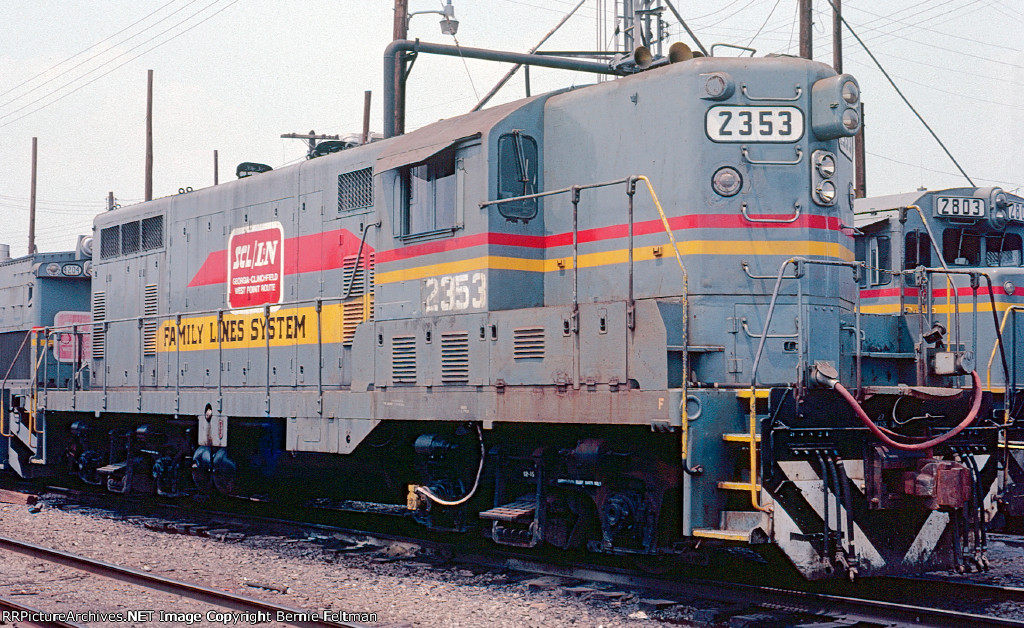 Seaboard System GP7 #2353 the Tilford Yard Service Center